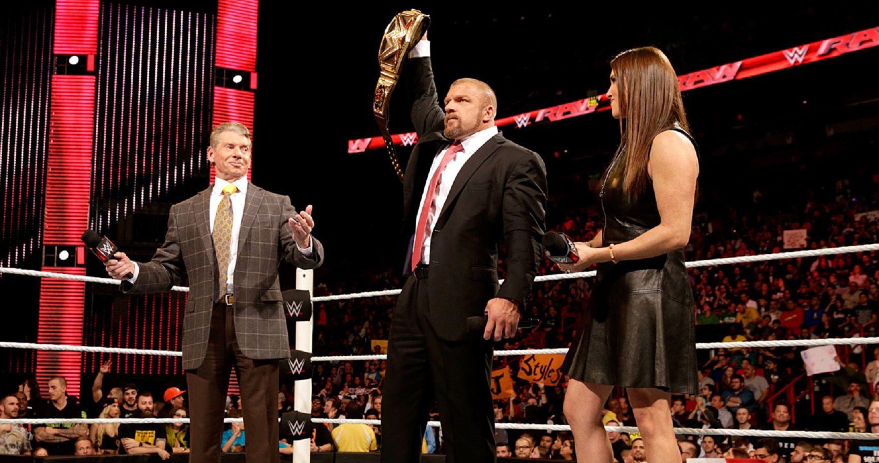 Top 12 Reasons Triple H as WWE Champion is the Right Move